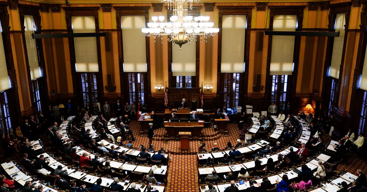 Georgia lawmakers advance bill to revive disciplinary commission for ...