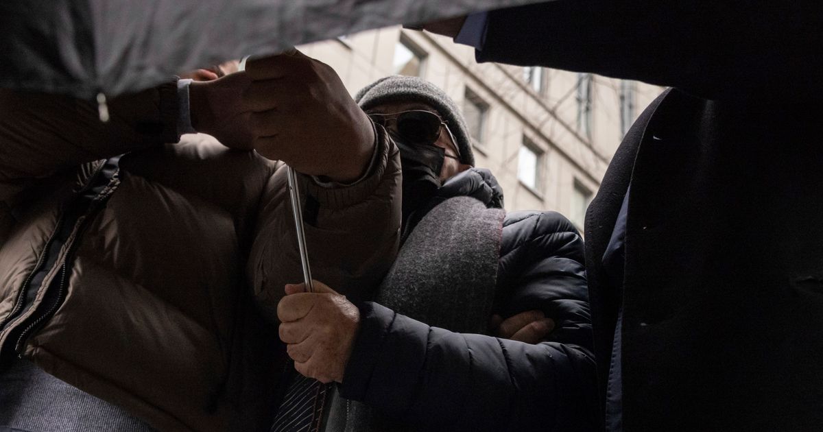 British billionaire Joe Lewis pleads guilty in insider trading case | The Seattle Times