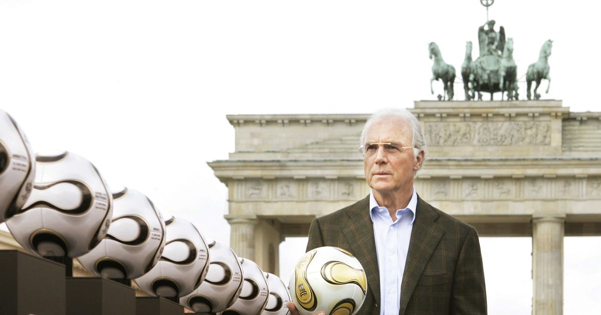 Reactions to the death of German soccer great Franz Beckenbauer at the ...