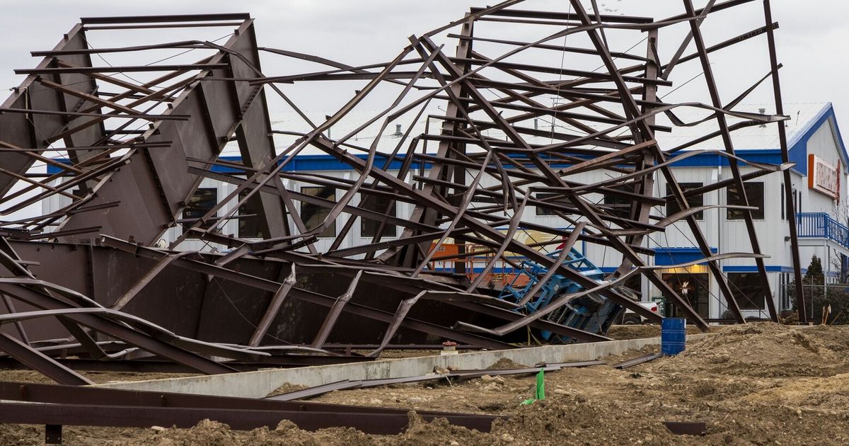 Federal investigators examining collapsed Boise airplane hangar that ...