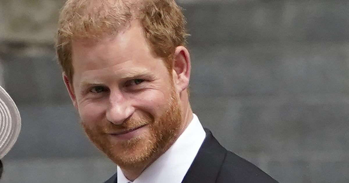 Prince Harry settles a tabloid phone hacking claim and says his mission ...