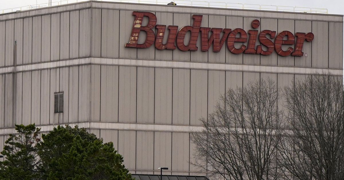 Anheuser-Busch, Teamsters reach labor agreement that avoids US strike | The Seattle Times