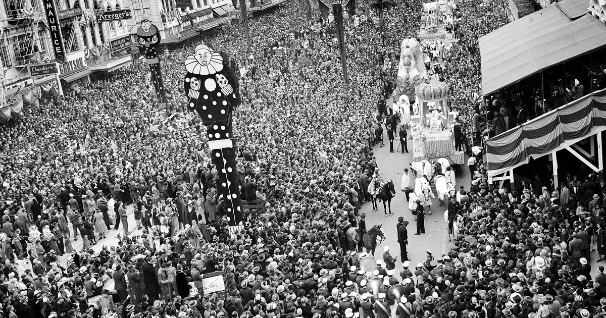 AP PHOTOS: A look at Mardi Gras festivities in New Orleans through the ...