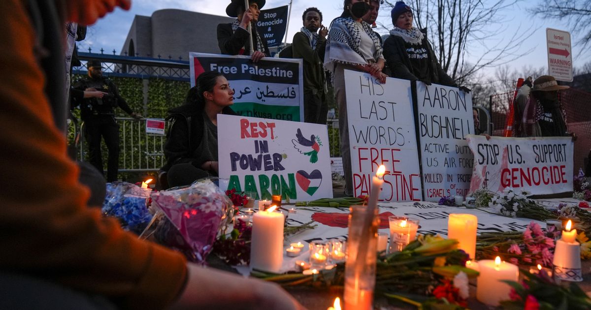 U.S. airman dies after setting himself ablaze outside Israeli Embassy ...