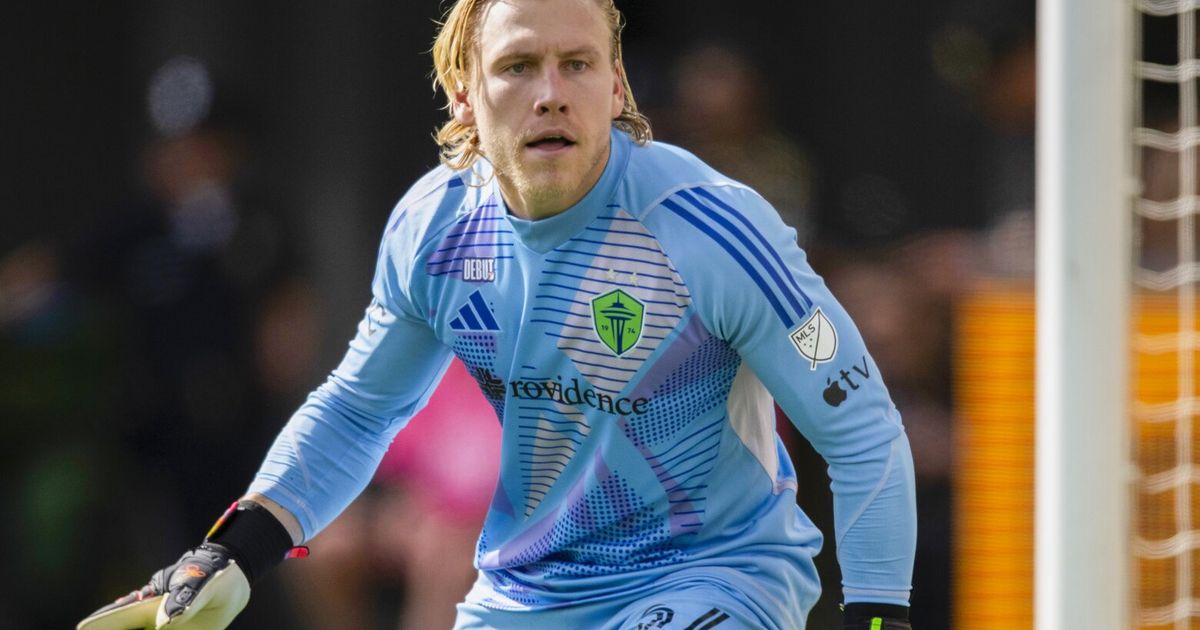 Andrew Thomas soaking in ‘surreal’ moment as Sounders’ starting ...