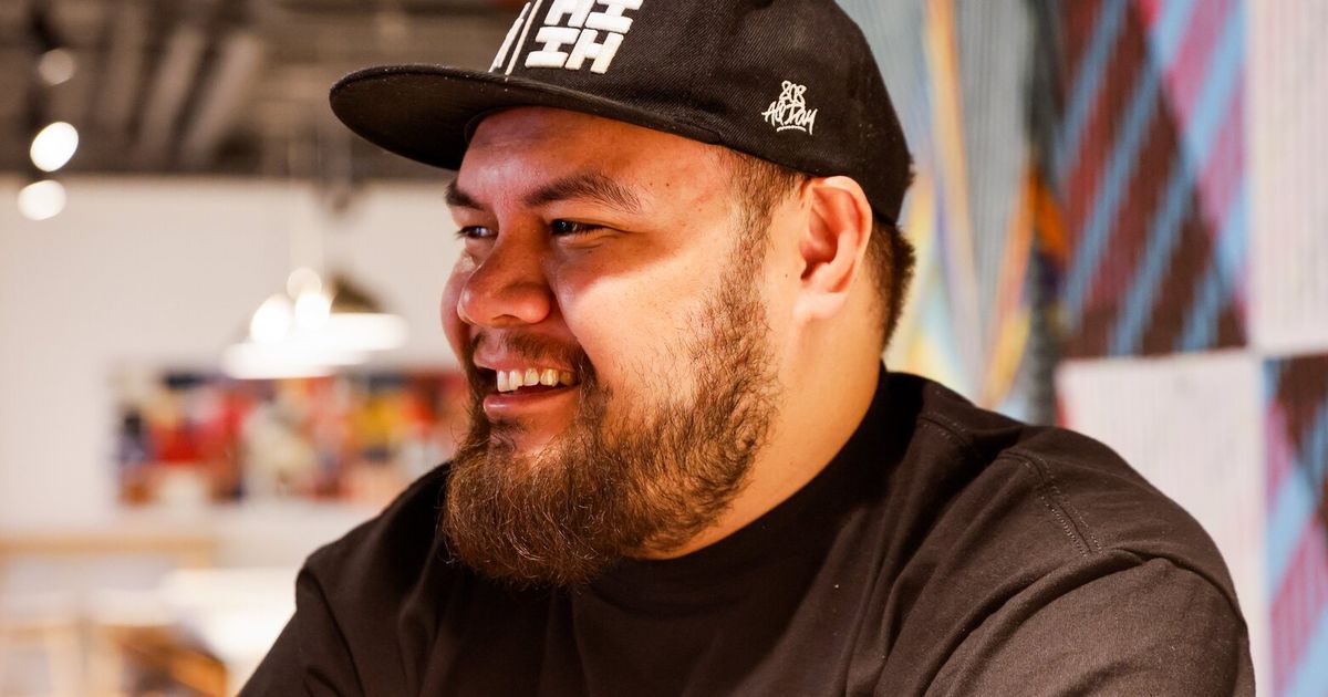 ‘I’ve given it my all’: UW’s Faatui Tuitele leaves football with no ...