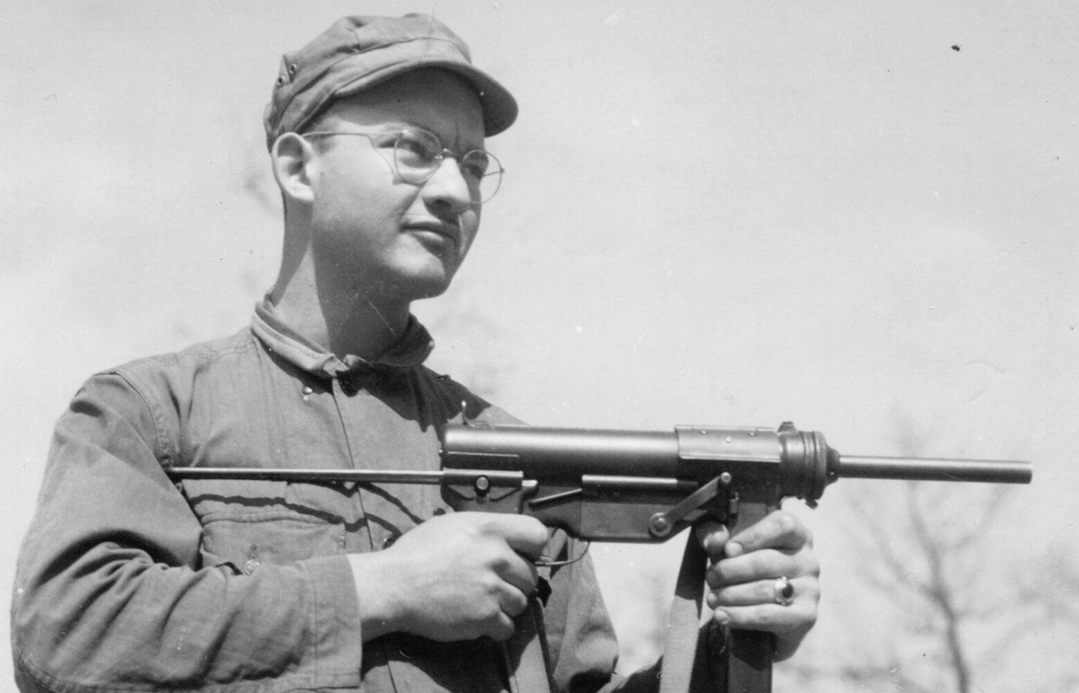 Ghost Army members who staged secret WWII battlefield deceptions ...