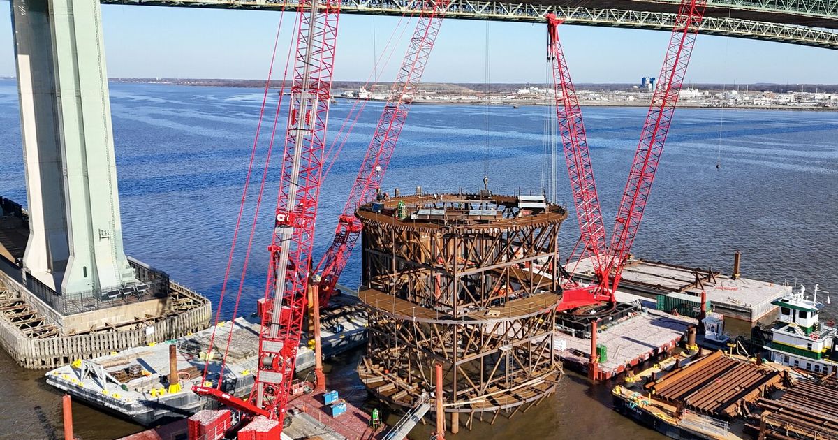 One problem with making bridges stronger? Ships getting bigger | The ...