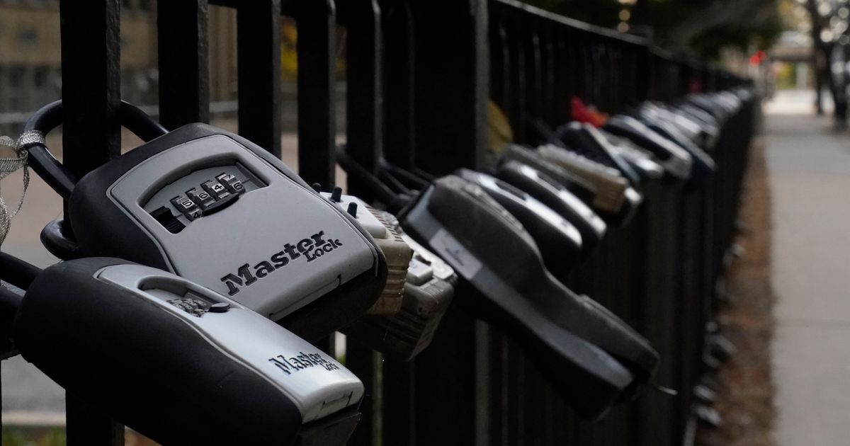 Rules that helped set real estate agent commissions are changing. Here ...