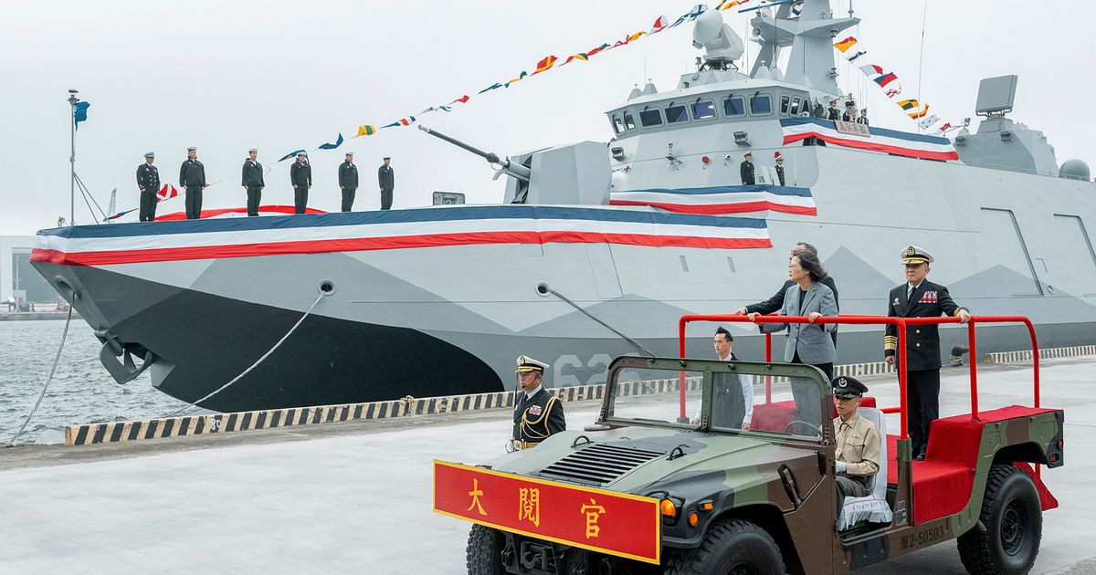 Taiwan commissions 2 new navy ships as safeguards against rising threat ...