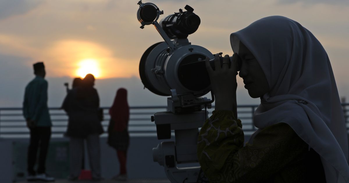 Muslims welcome the holy month of Ramadan with a mix of joy and deep ...