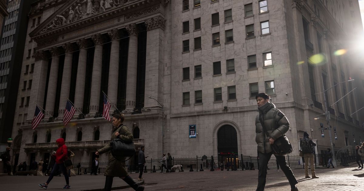 Wall Street’s momentum cools after its latest record-setting week | The ...