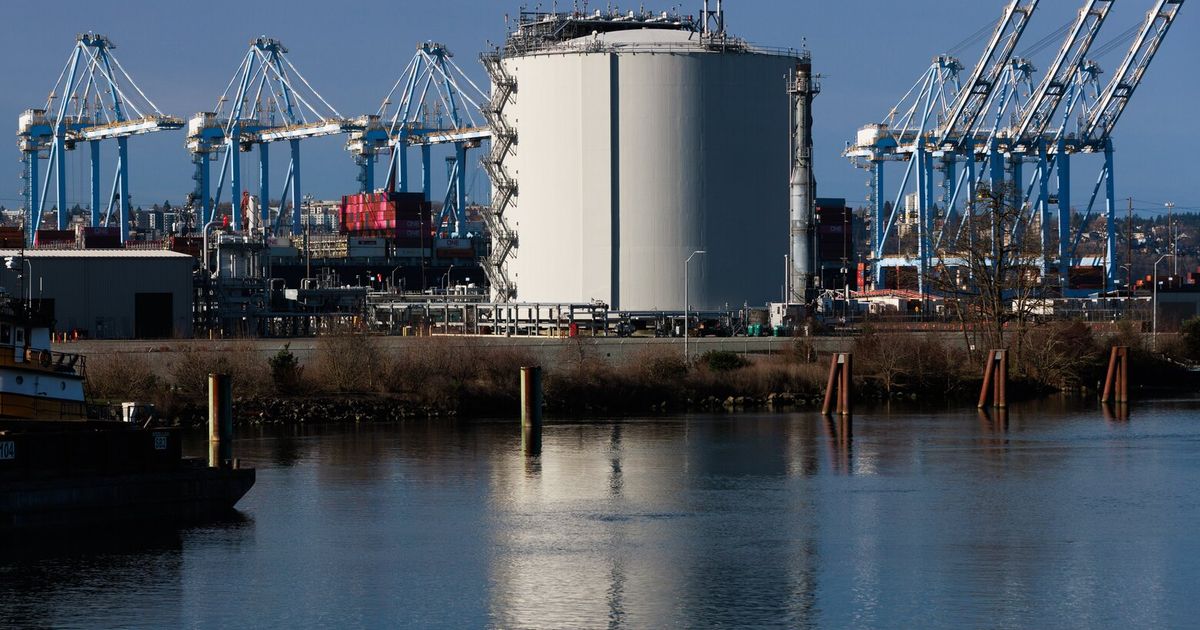 Puget Sound Energy facility has violated air permit over a dozen times ...
