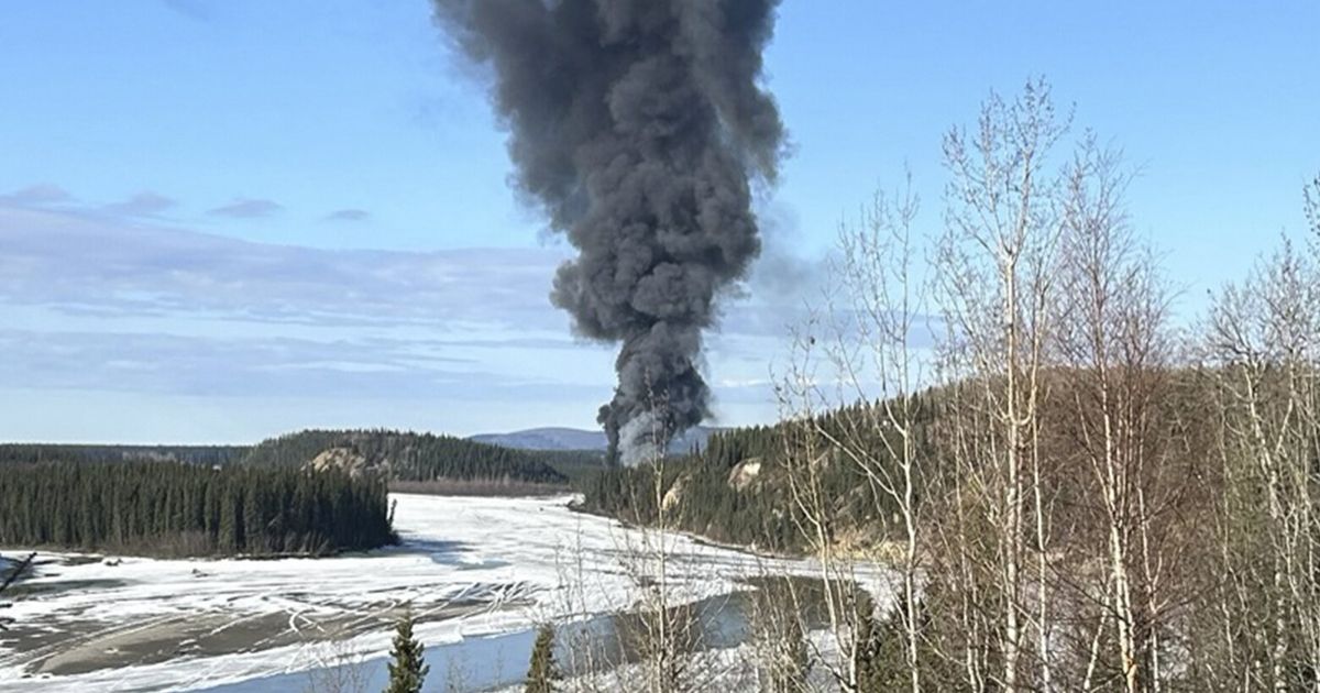 Pilot reported fire on fuel-laden plane and tried to return to airport before deadly Alaska ...