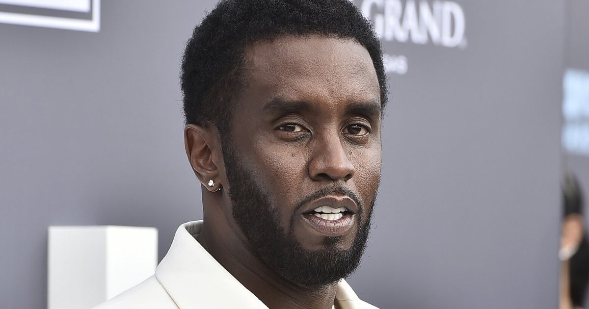 Video appears to show Sean ‘Diddy’ Combs beating singer Cassie in hotel hallway in 2016 | The ...