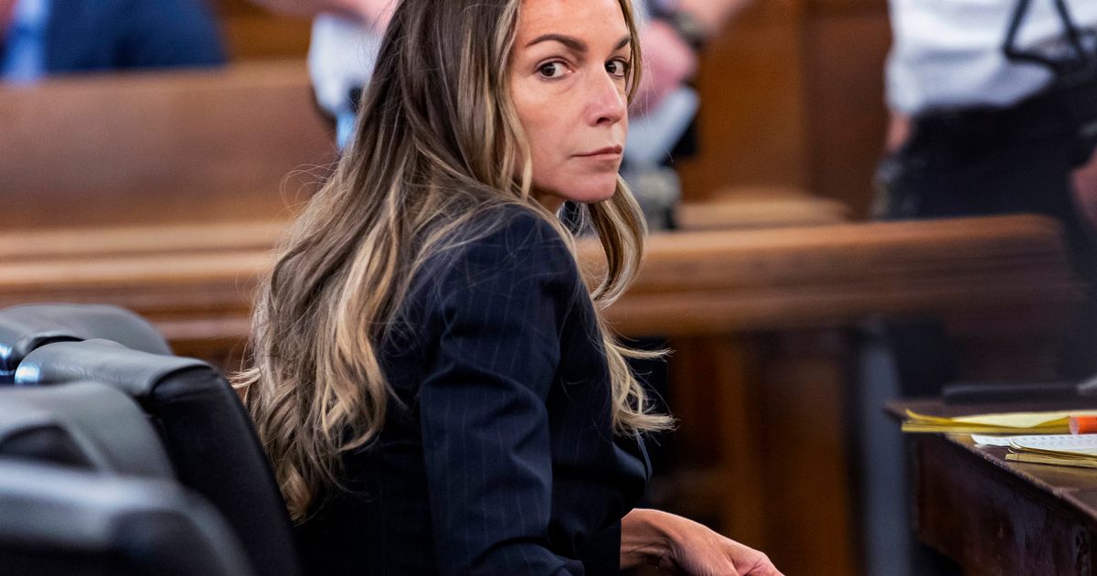 Trial starts in conspiracy-fueled case of girlfriend charged in Boston ...