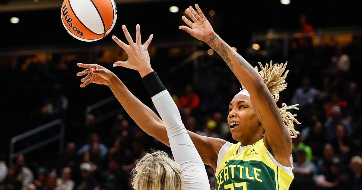 Photos: Storm defeat Mercury in the preseason, 85-59 | The Seattle Times