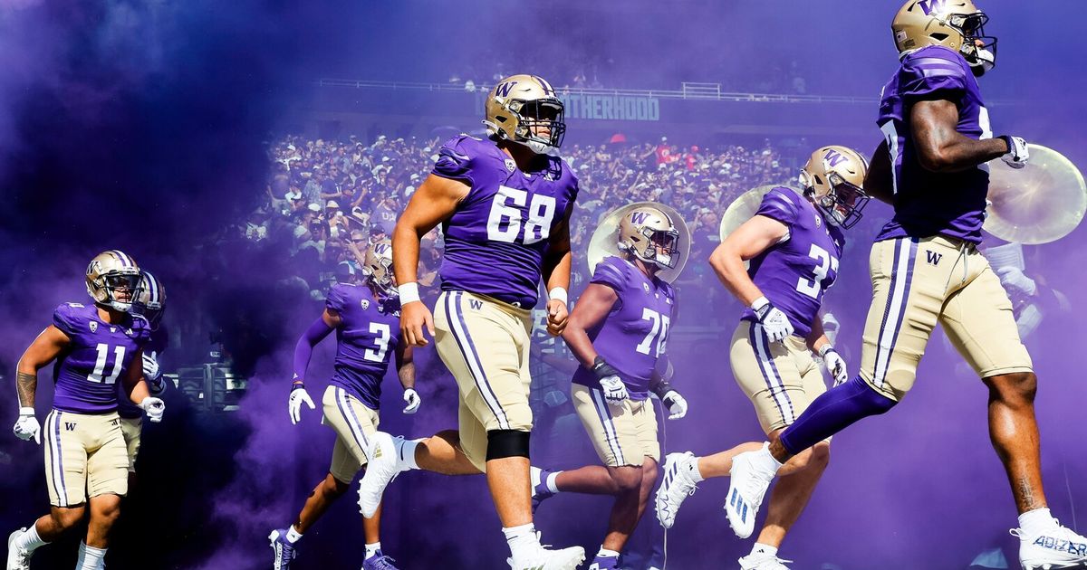 Ex-Michigan linebacker Hayden Moore commits to UW Huskies | The Seattle Times