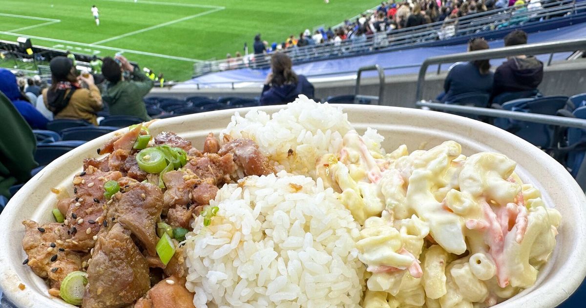 How to save money at a Seattle Reign game | The Seattle Times