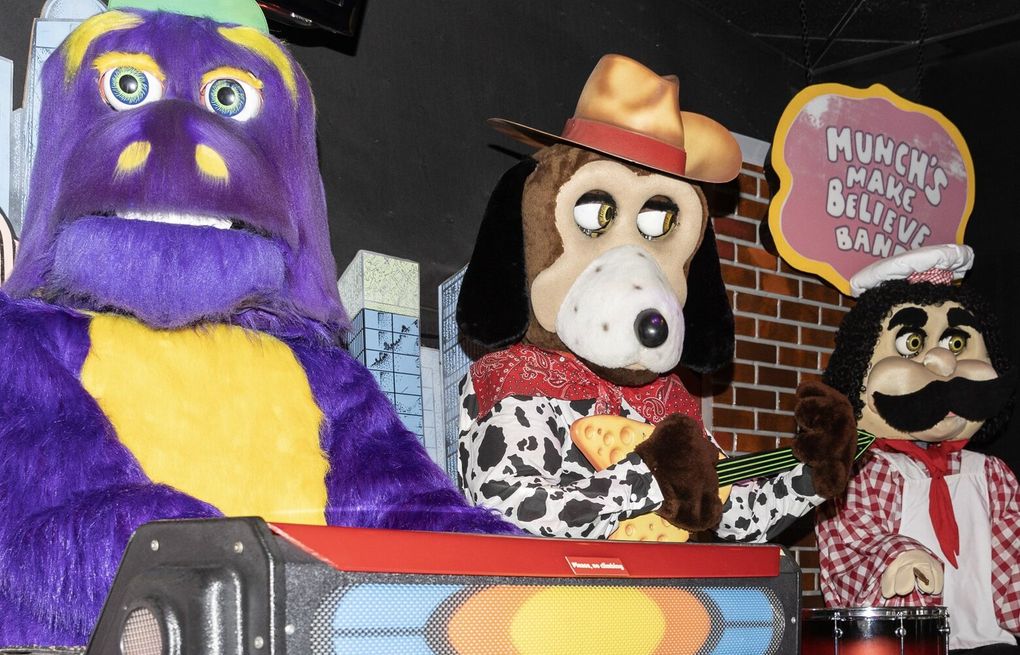 Chuck E Cheese Band Members