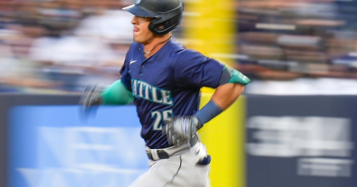 Where would the Mariners’ woeful offense be without Dylan Moore? | The ...