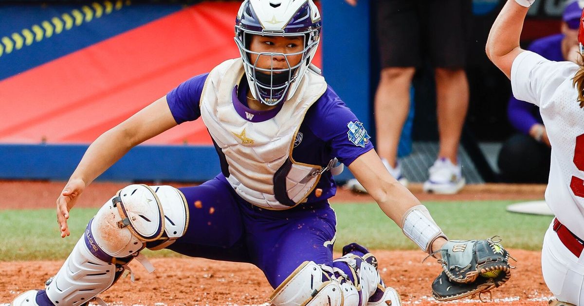 UW softball’s Sydney Stewart, Brooklyn Carter also enter transfer ...