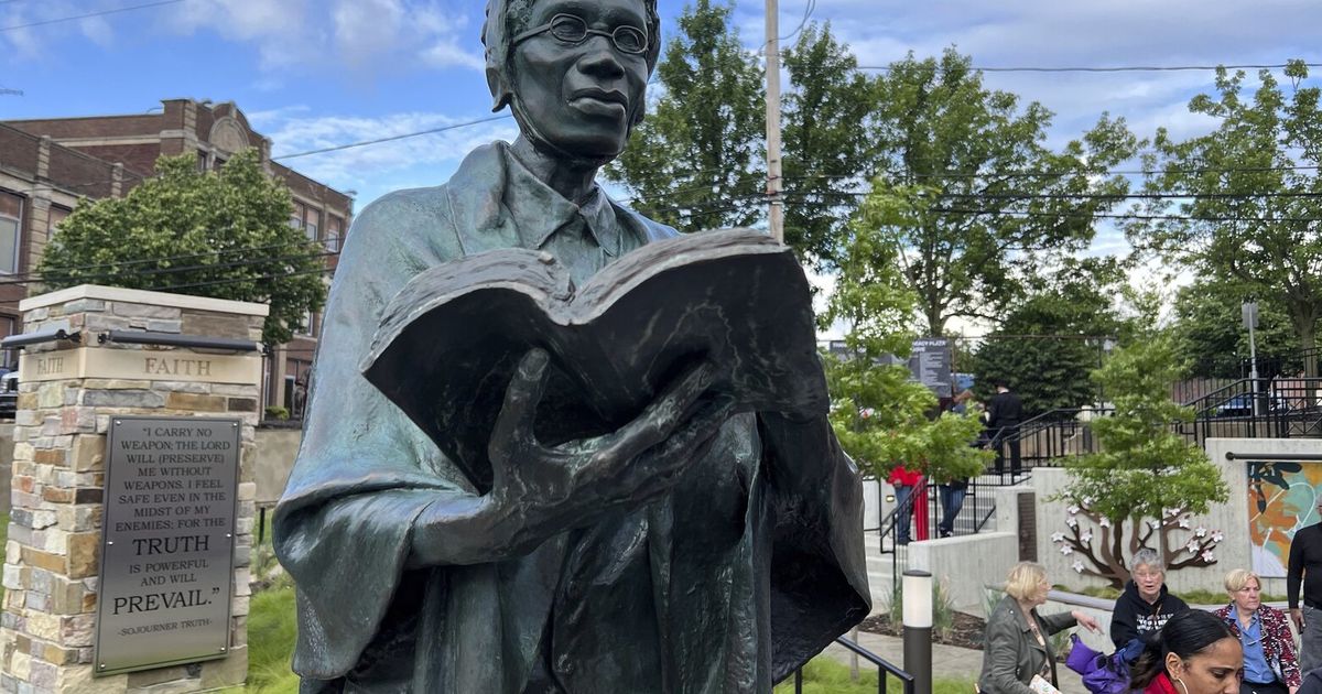 Statue unveiled at the site where Sojourner Truth gave her 1851 ‘Ain’t ...