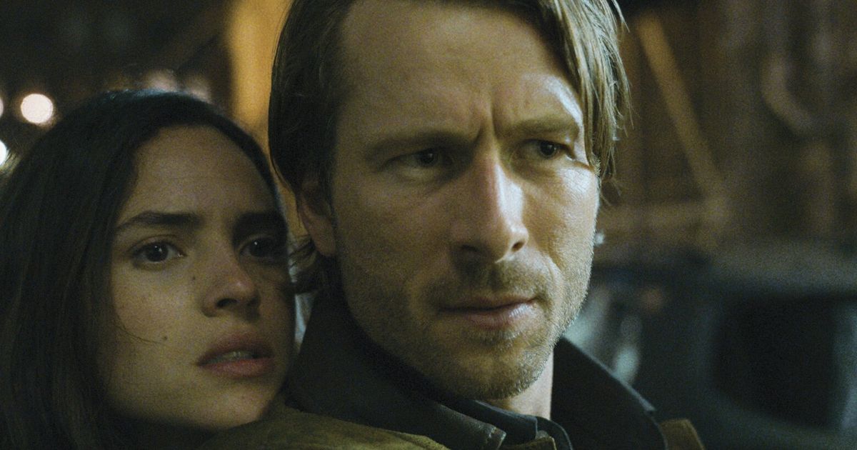 ‘Hit Man’ review: Richard Linklater’s sexy caper is irresistible fun ...