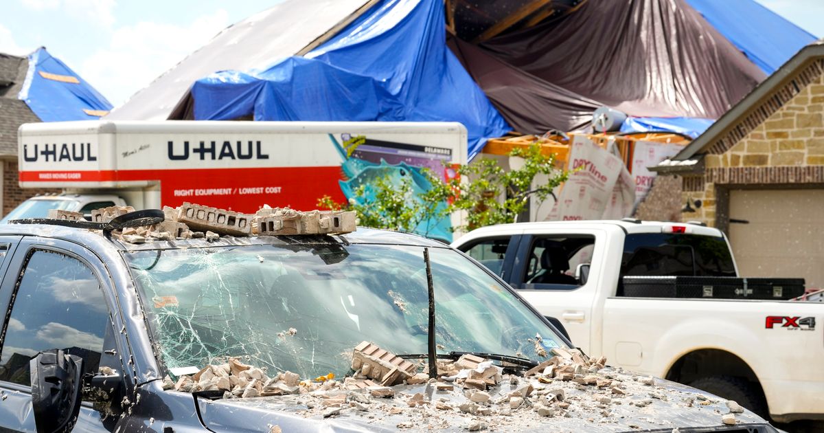 Storms damage homes in Oklahoma and Kansas. But in Houston, most power ...