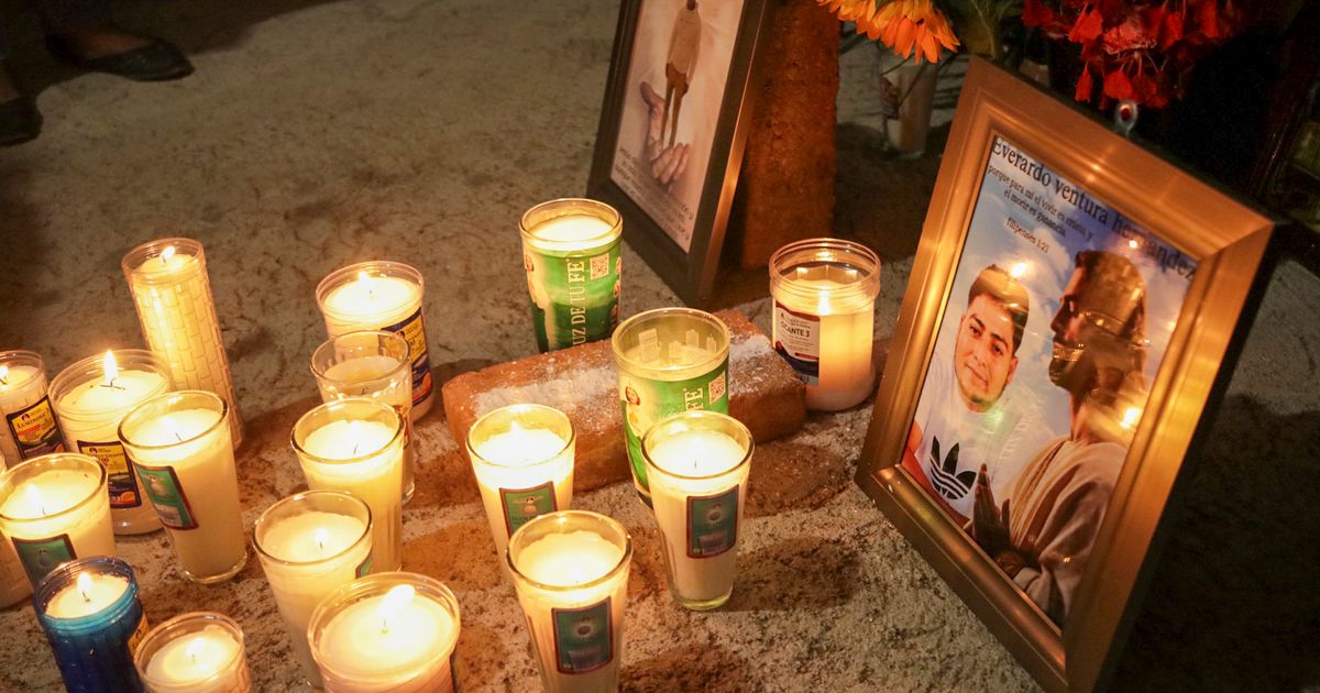 Families of Mexican farmworker bus crash victims mourn the loss of ...