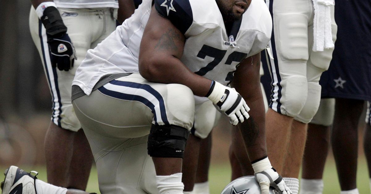Larry Allen, a Hall of Fame offensive lineman for the Dallas Cowboys ...