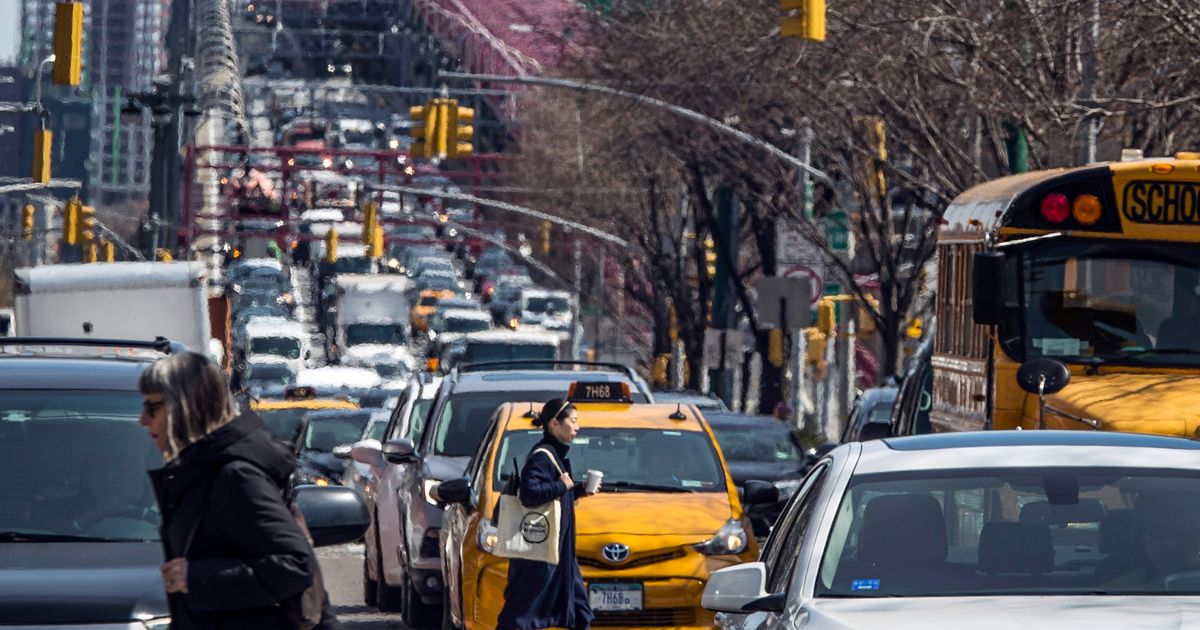 New York governor defends blocking plan that would toll Manhattan ...