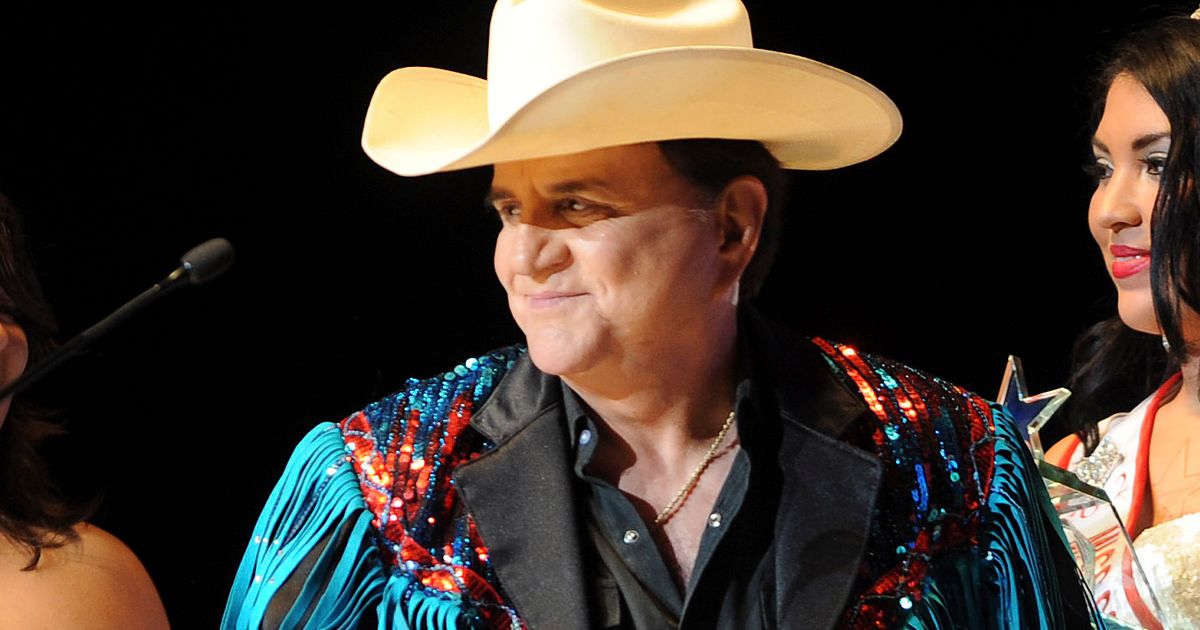 Tejano singer and TV host Johnny Canales, who helped launch Selena’s ...