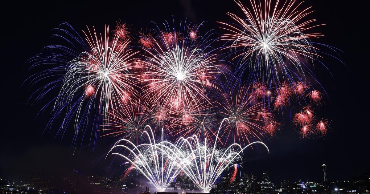 Photos: Seattle fireworks light up over Lake Union | The Seattle Times