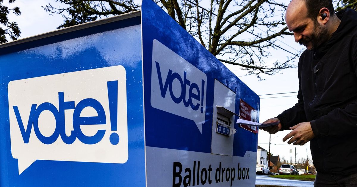 Poll finds big divide in top issue for WA Democrats and Republicans ...