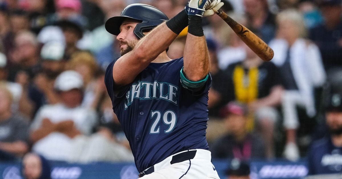 Why Cal Raleigh is, again, making a pitch for Mariners to add offense ...