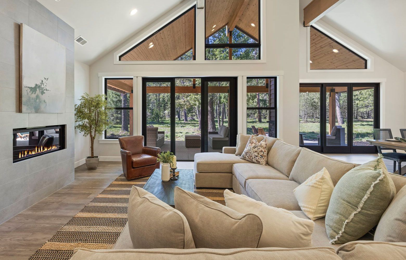 Landed Gentry Homes and Communities | Advertisers | The Seattle Times