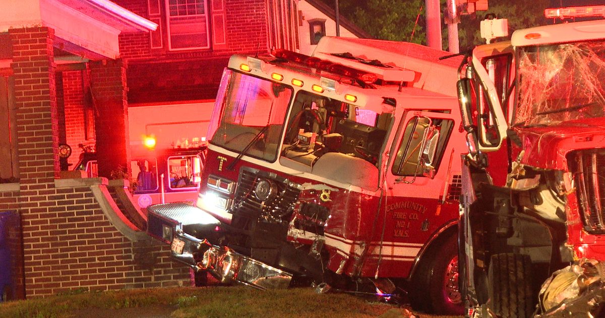 2 fire tanker trucks heading to large warehouse blaze crash, injuring 7 ...