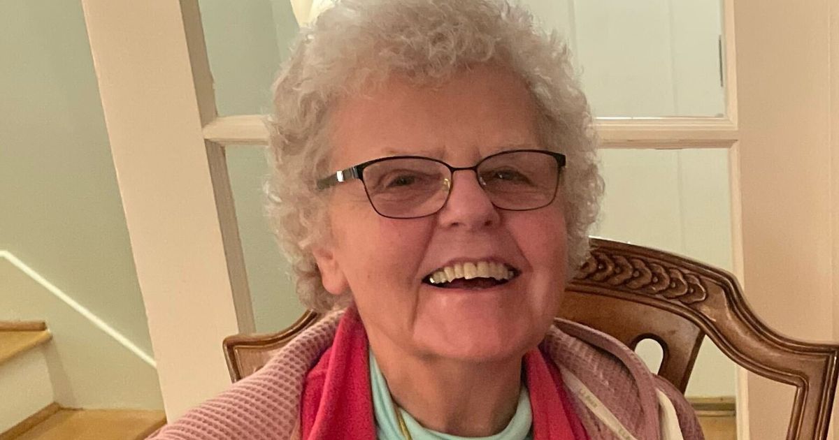 Seattle dog walker, 80, killed in carjacking remembered by family ...