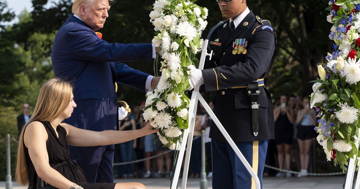 Trump Team Clashed With Official at Arlington National Cemetery | The ...