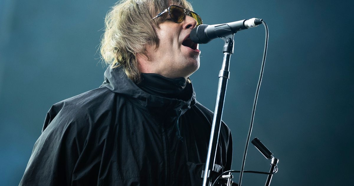 Error messages and lengthy online queues frustrate fans scrambling to ...