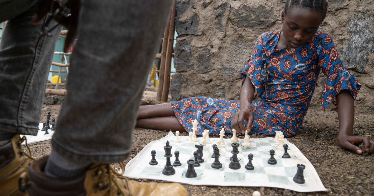 A chess club for kids thrives in a Congo refugee camp. It’s about more ...