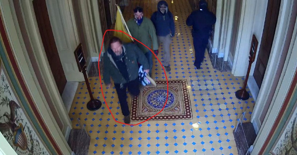 Capitol riot defendant jailed over alleged threats against Supreme ...