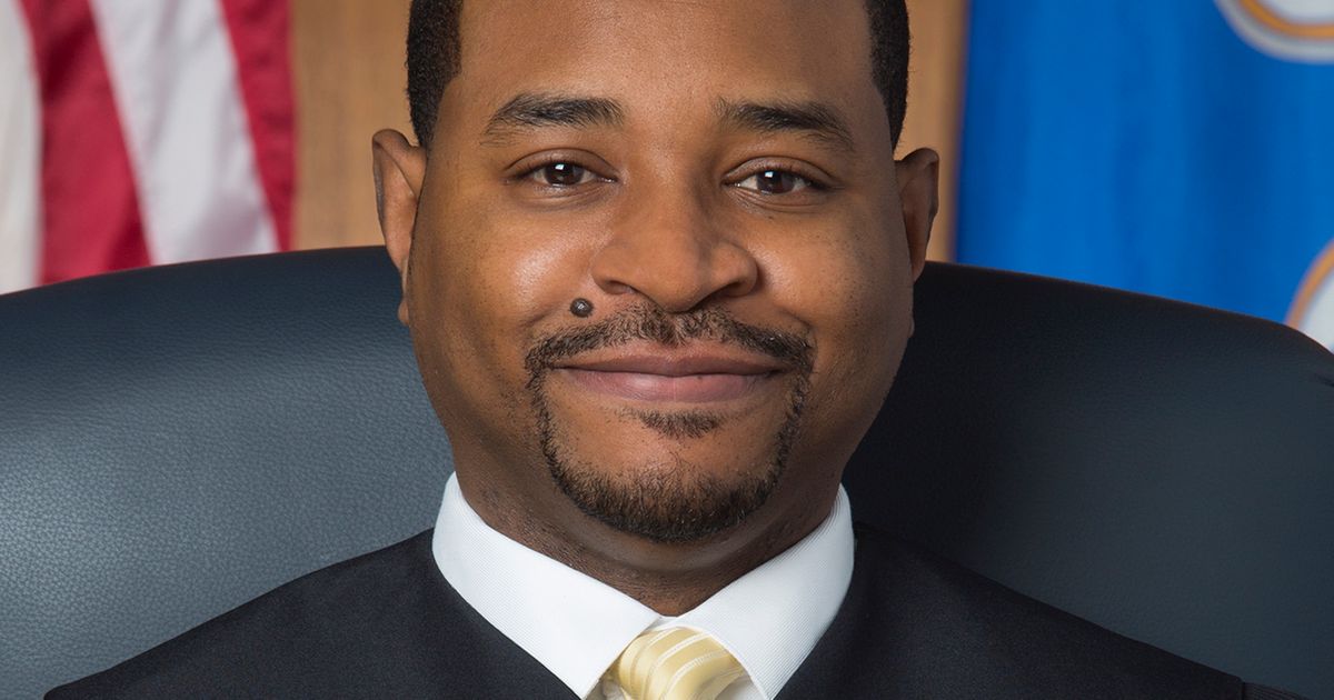 Lamont nominates Justice Raheem L. Mullins to become next chief justice ...