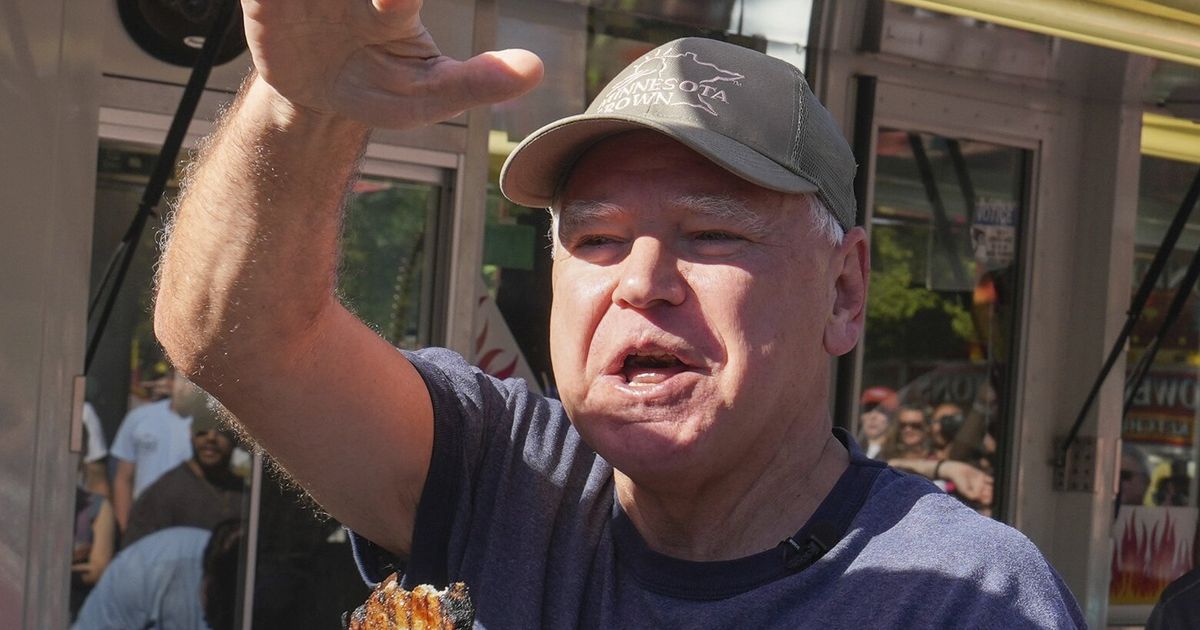 Walz unharmed after some of the vehicles near the back of his motorcade ...