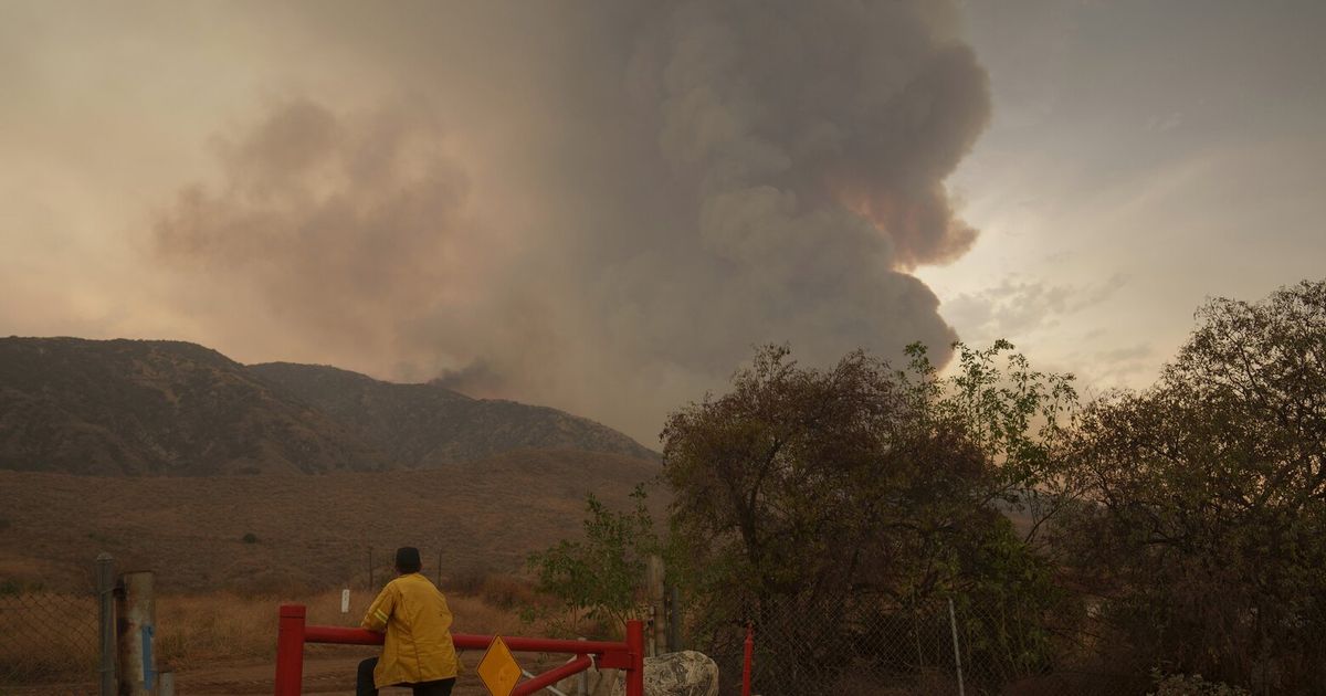 Thousands evacuate as wildfires rage outside Los Angeles and Reno ...