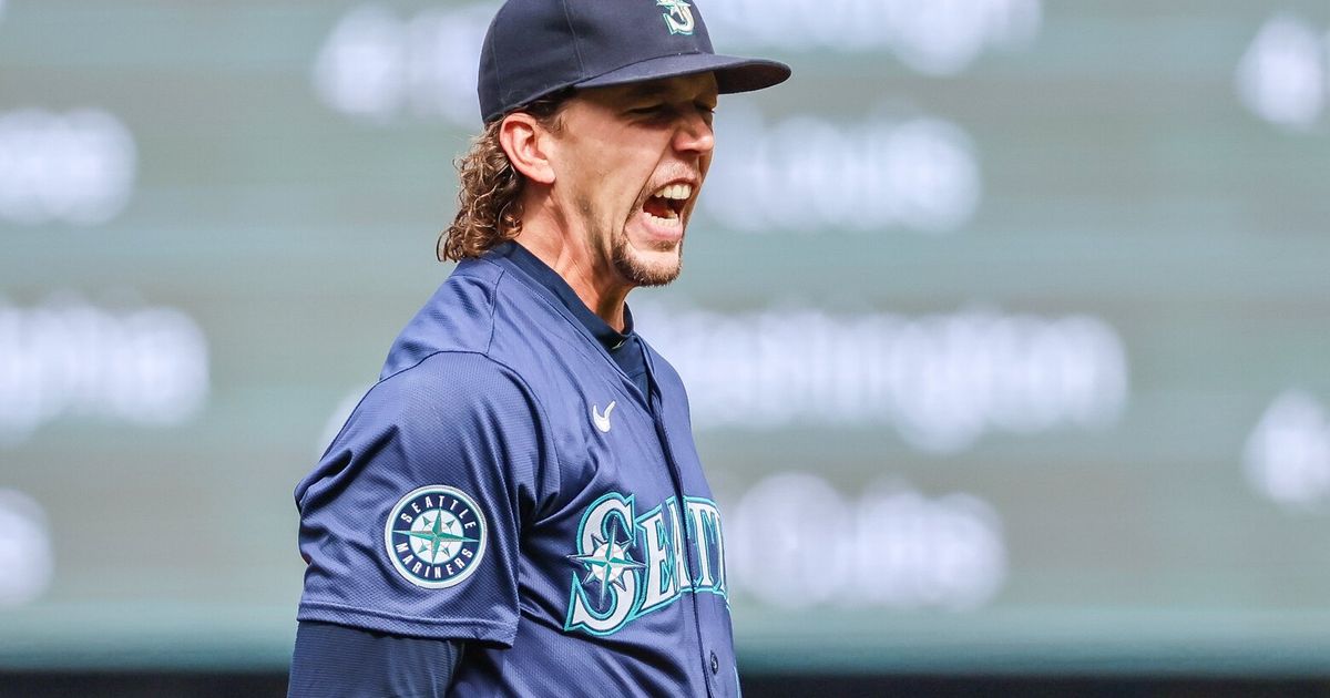 Mariners salvage win vs. Yankees to keep slim playoff hopes alive | The ...