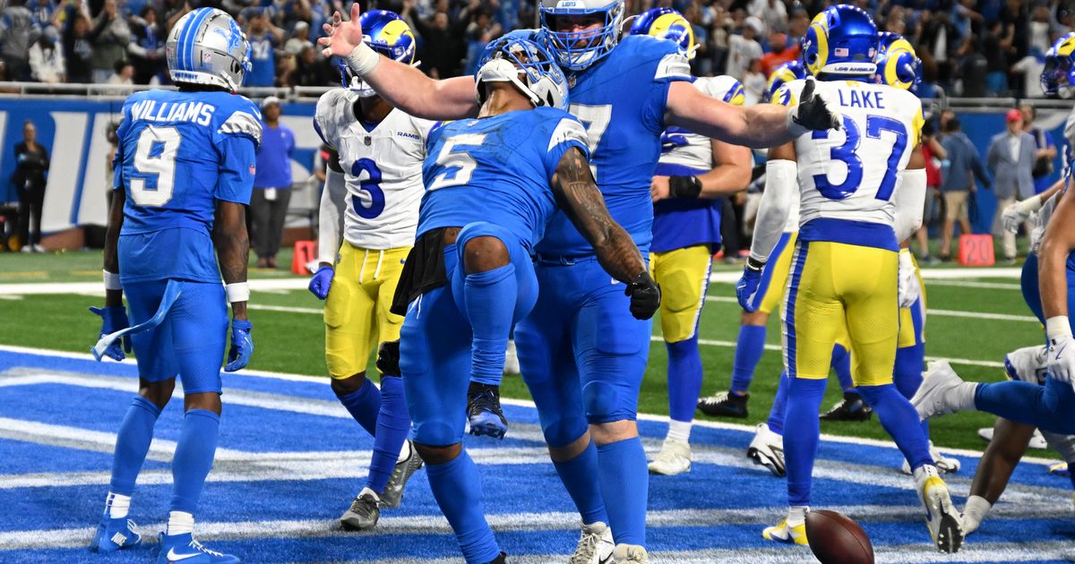 Montgomery’s 1-yard touchdown run in OT lifts Lions to 26-20 win over ...