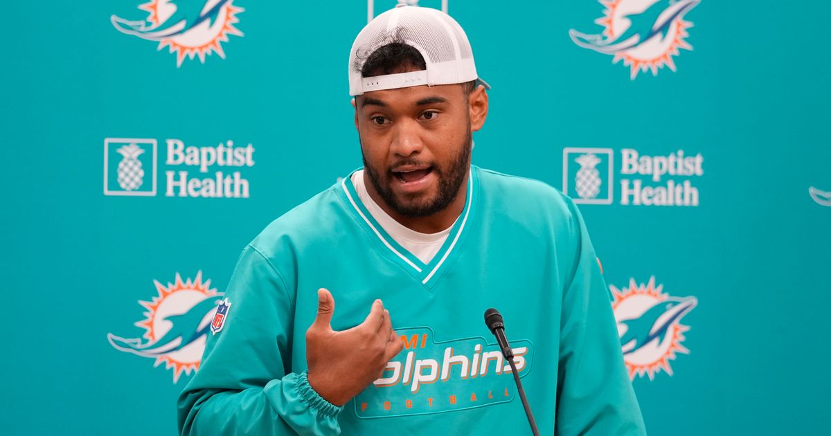 Dolphins coaches, players react to ’emotional’ and ‘triggering’ footage of Tyreek Hill traffic ...