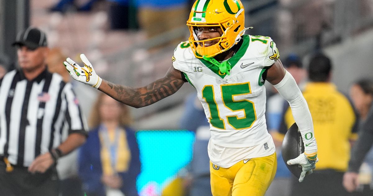 Oregon receiver Tez Johnson looks forward to third-ranked Ducks’ duel ...